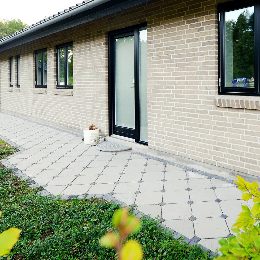 IBF Mini Squareline normalflise 30 x 30 x 6 cm i grå - Fliser - Frishop.dk